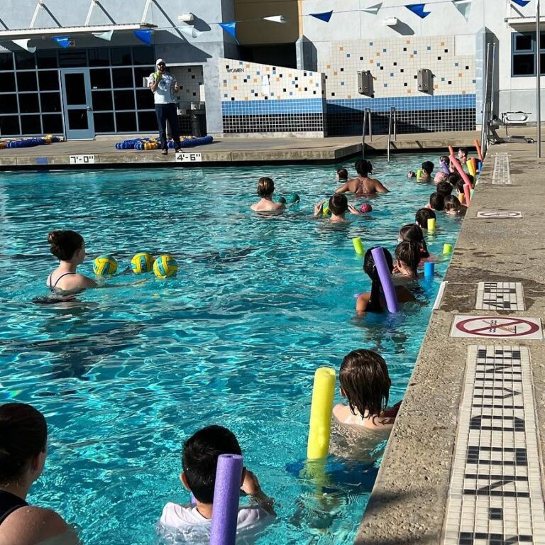 SPLASHBALL – LAMO Brentwood Waterpolo